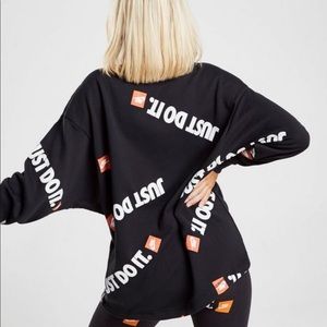 Nike | Tops | Nwt Nike Logo Sticker Crew | Poshmark